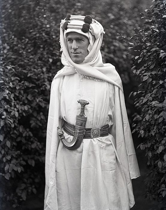 T.E. Lawrence - The Legend - The Real Lawrence of Arabia - T.E. Lawrence Biography